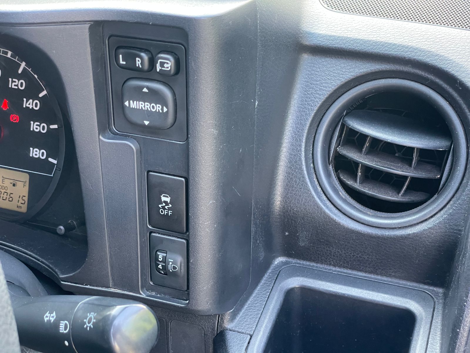 Toyota Probox Specs and Features - Khushi Motors Commercial